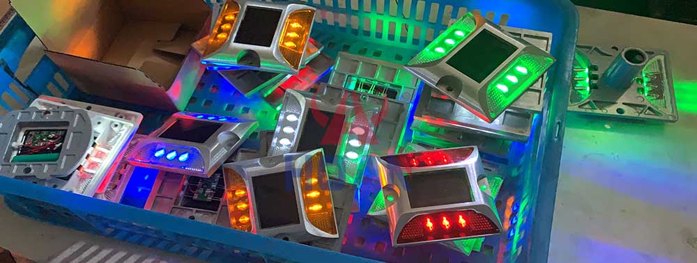 Solar Studs lights can reduce traffic safety hazards