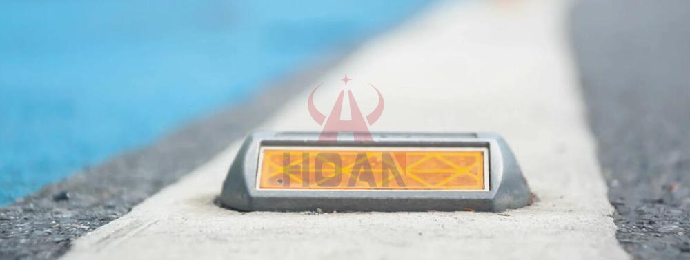 Description of Reflective Studs use on Cyprus town roads