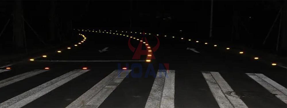 Description of Reflective Studs use on Cyprus town roads