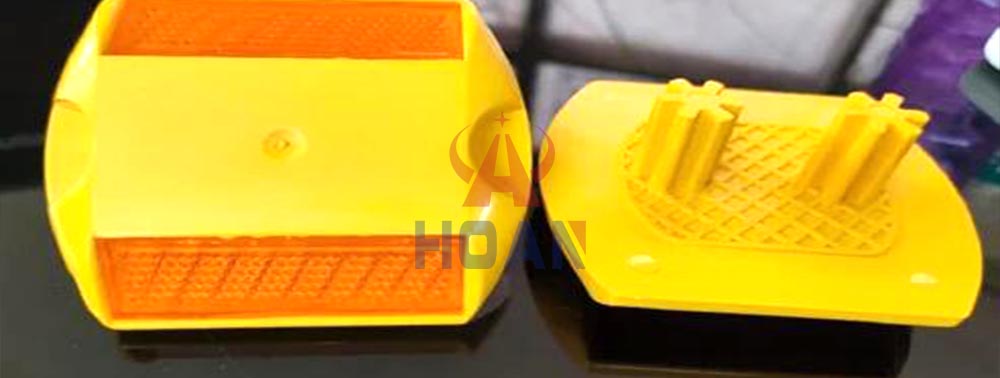 Reflective Road Studs play a vital role in different road and traffic ...