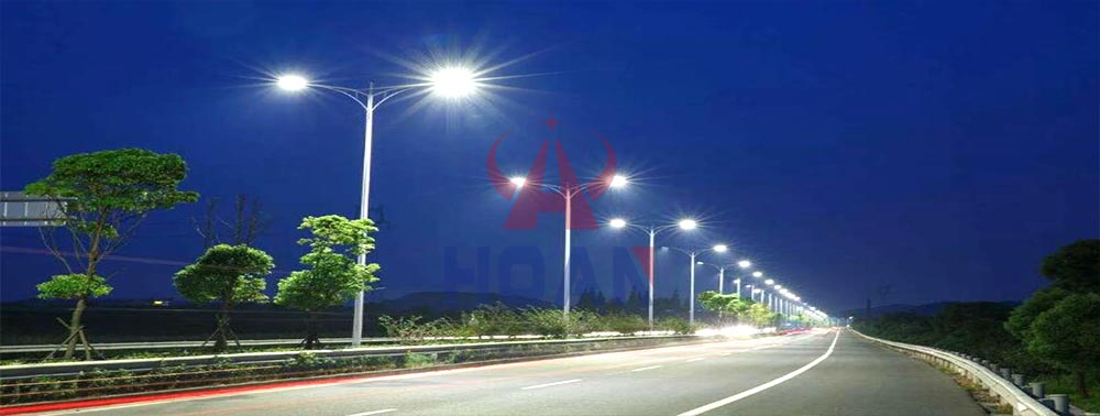 The Brilliant application of Solar Street Lights on Singapore's highways