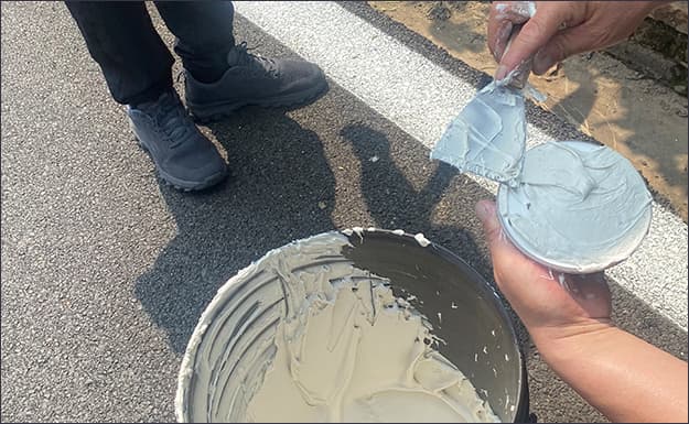 How to Install Cats Eye Road Studs?