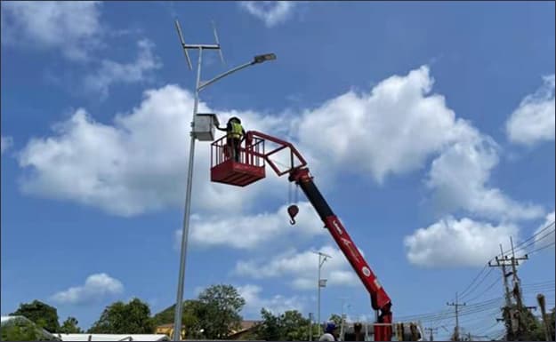 How to Install an Outdoor Led Solar Street Lights?