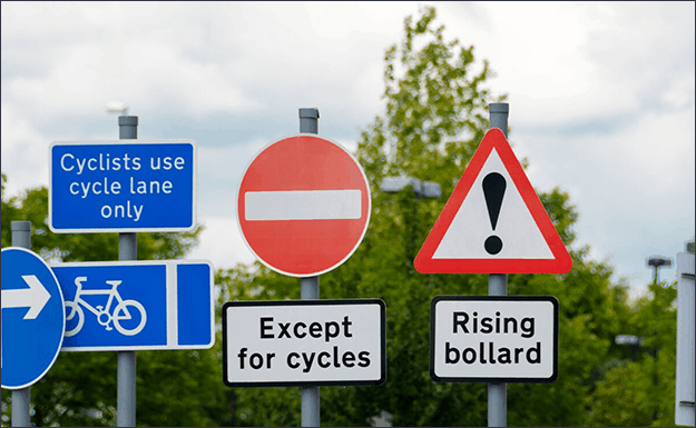 Types of road traffic signs and why they have different shapes
